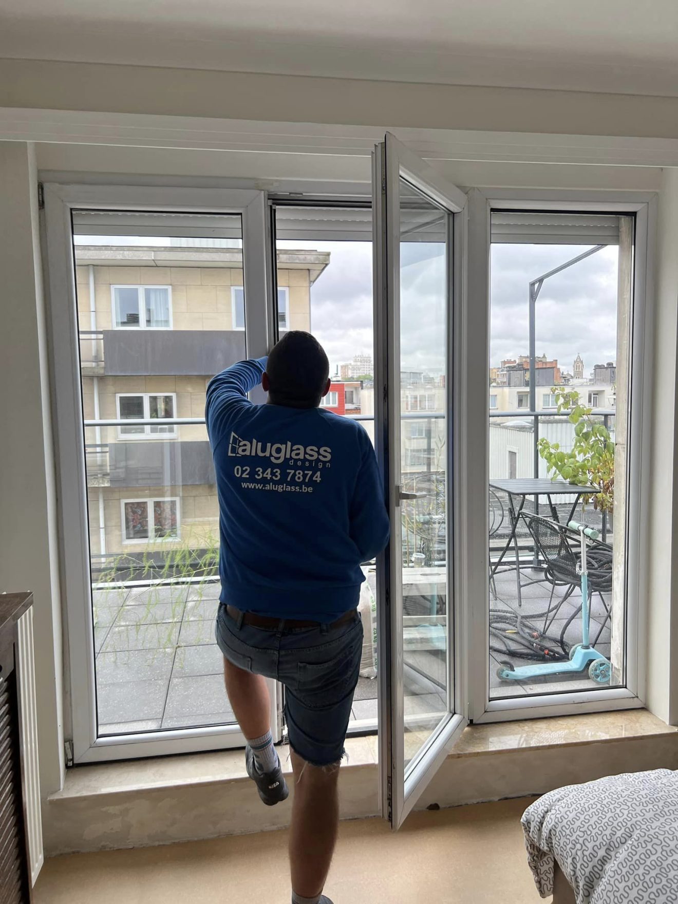 Schaerbeek: Châssis PVC Salamander 76 triple vitrage • AluGlass Bruxelles