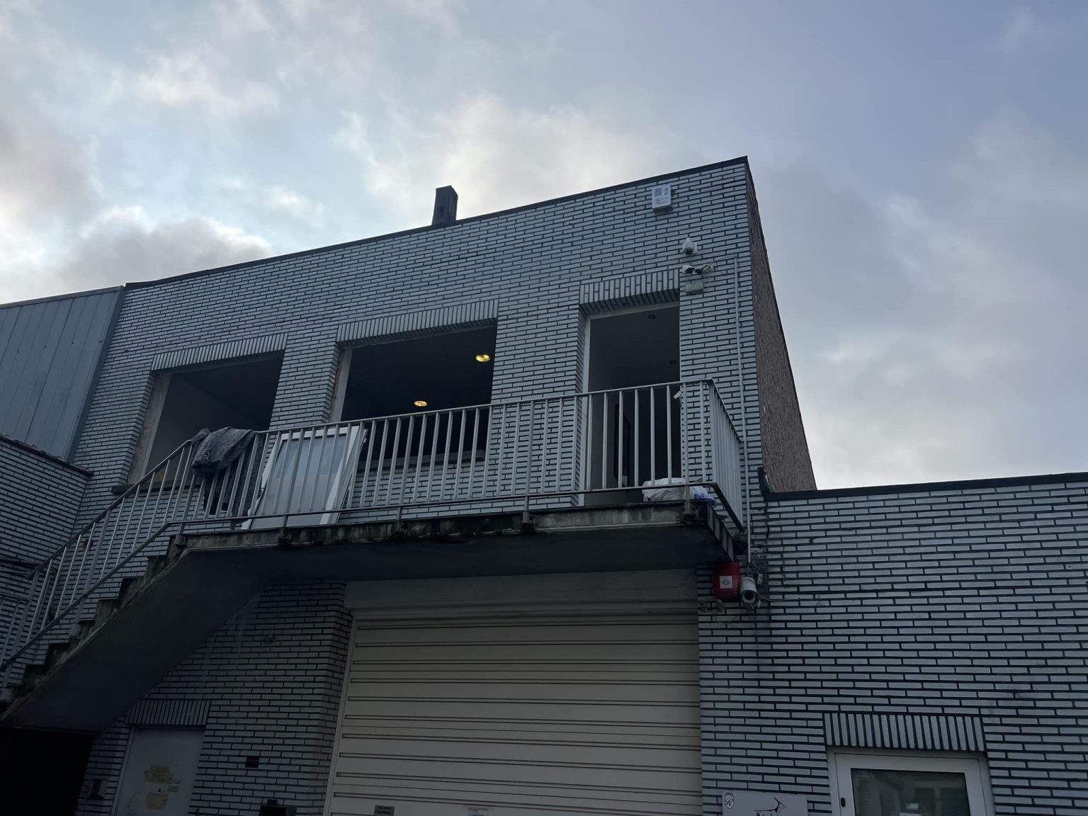 Anderlecht: Châssis PVC Salamander 76 • AluGlass Bruxelles